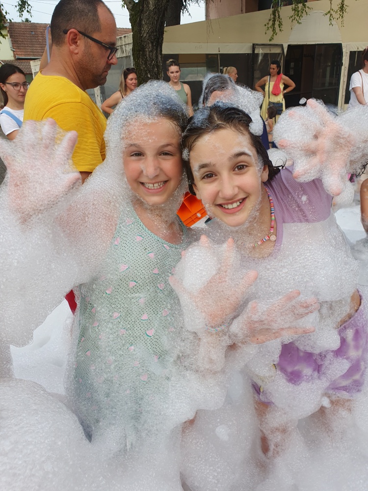 Pena party - Slavi sa Slavicom